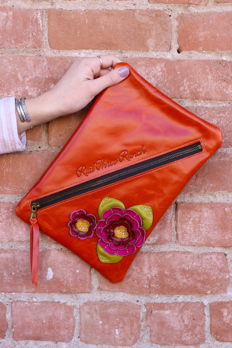 NEW CarryAll – Rail Three Ranch