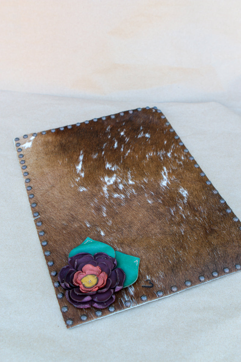 12 x 16 Cowhide Centerpiece – Rail Three Ranch
